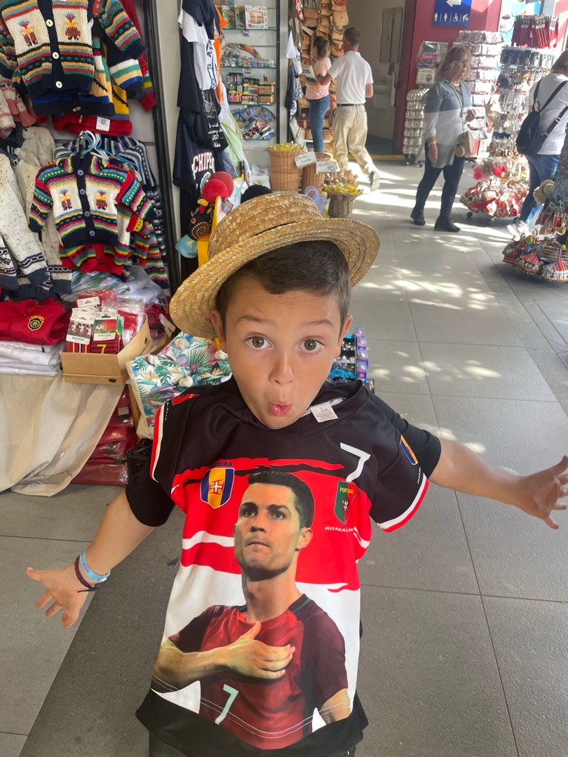 Noah Hasani - CastAgency