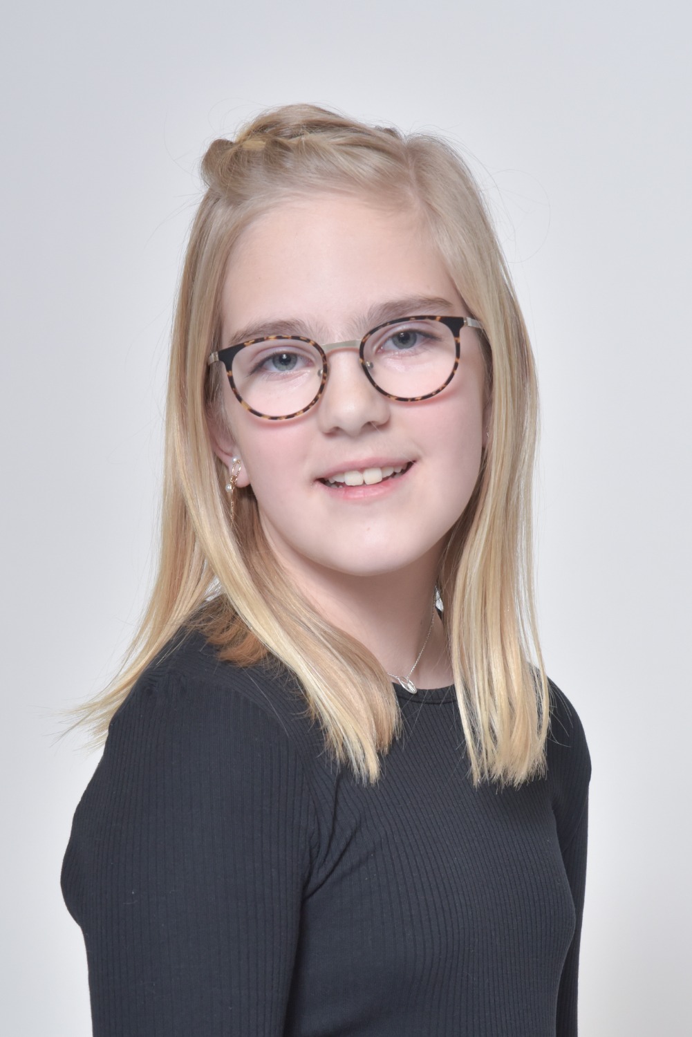 Laura-Marie Grandt Nielsen - CastAgency