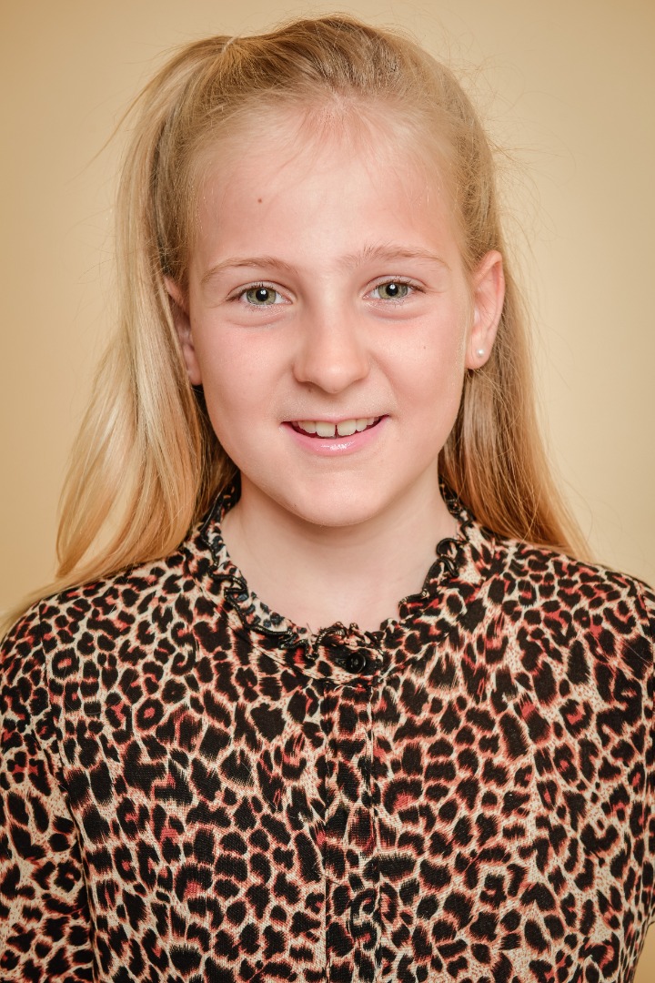 Malia Becker Simonsen - CastAgency